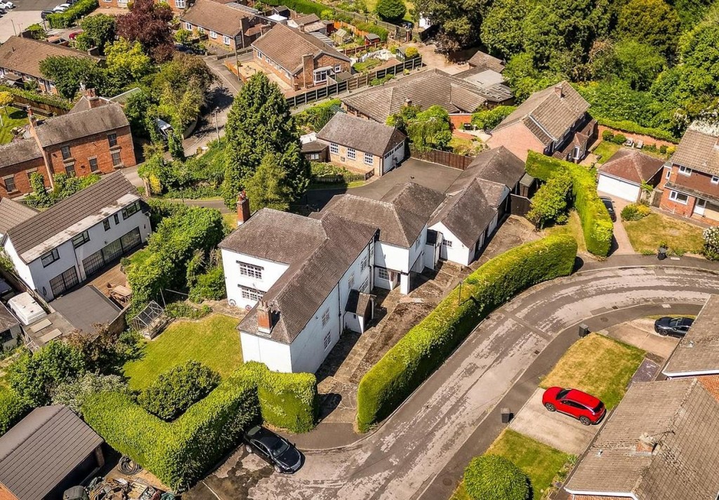 School Lane, Chellaston, Derby, 5 bedroom, House - Detached